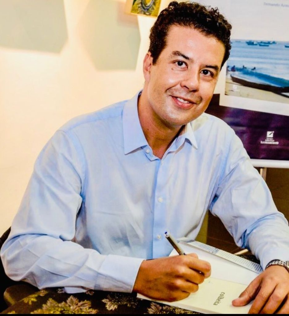 Coluna Arilda: O ROSTO SEM FACE o sétimo livro do escritor e professor Fernando Armando Ribeiro ...