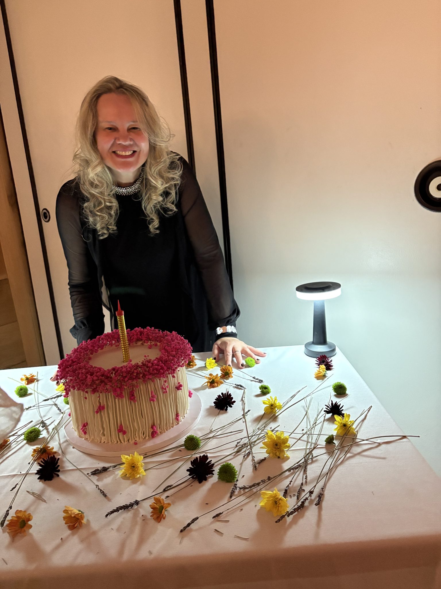 Coluna Marcia Gross: Comemoramos O Aniversário Da Nossa Amiga Adma ...